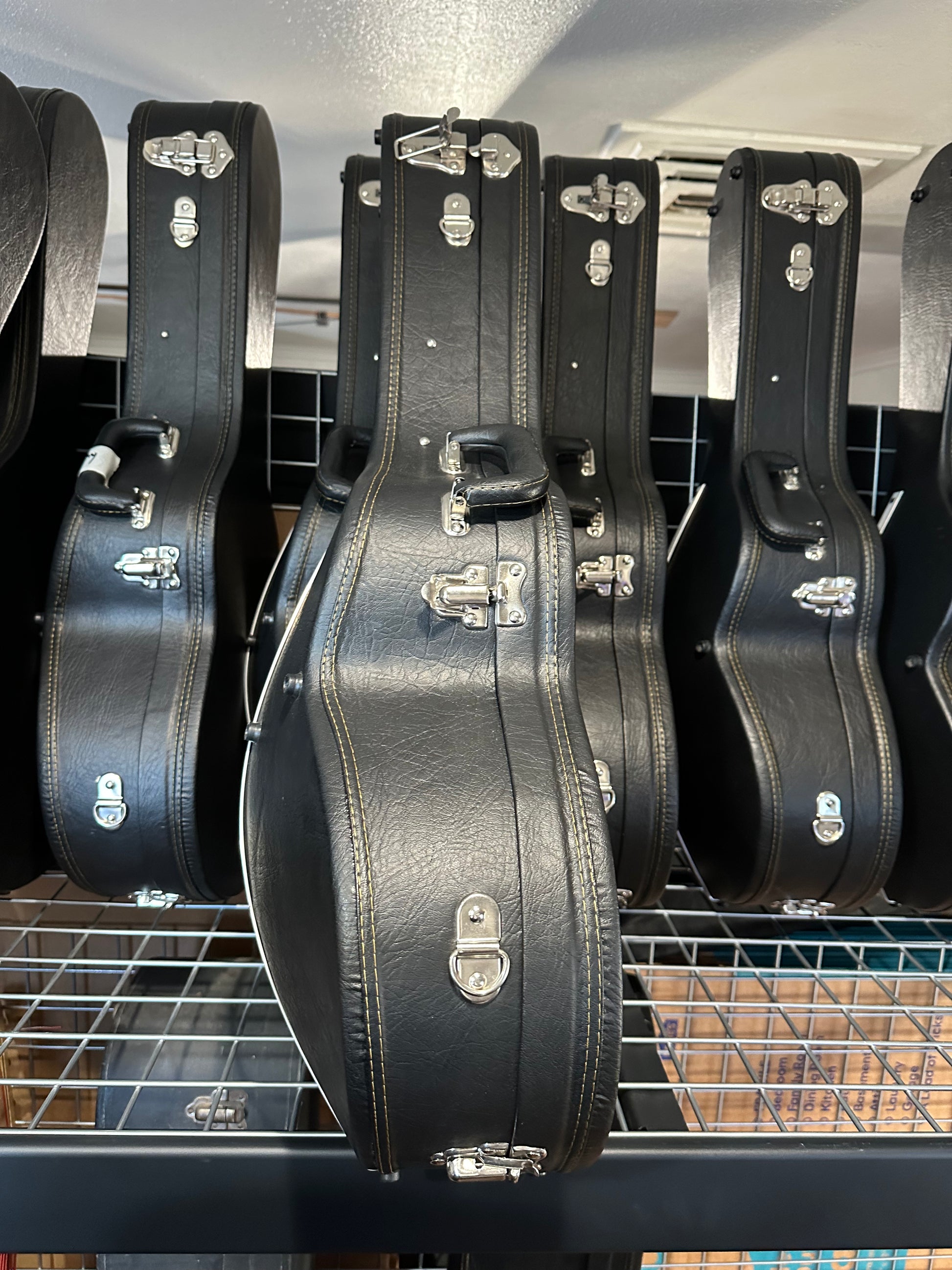 Vihuela Hard Shell Cases – TheVihuelatvStore